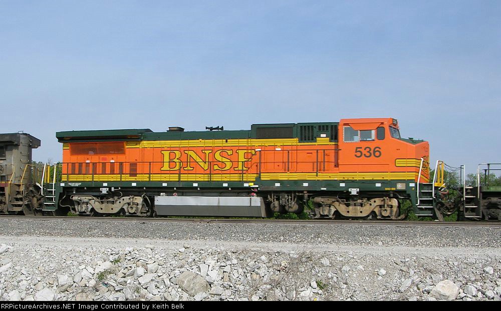 BNSF 536